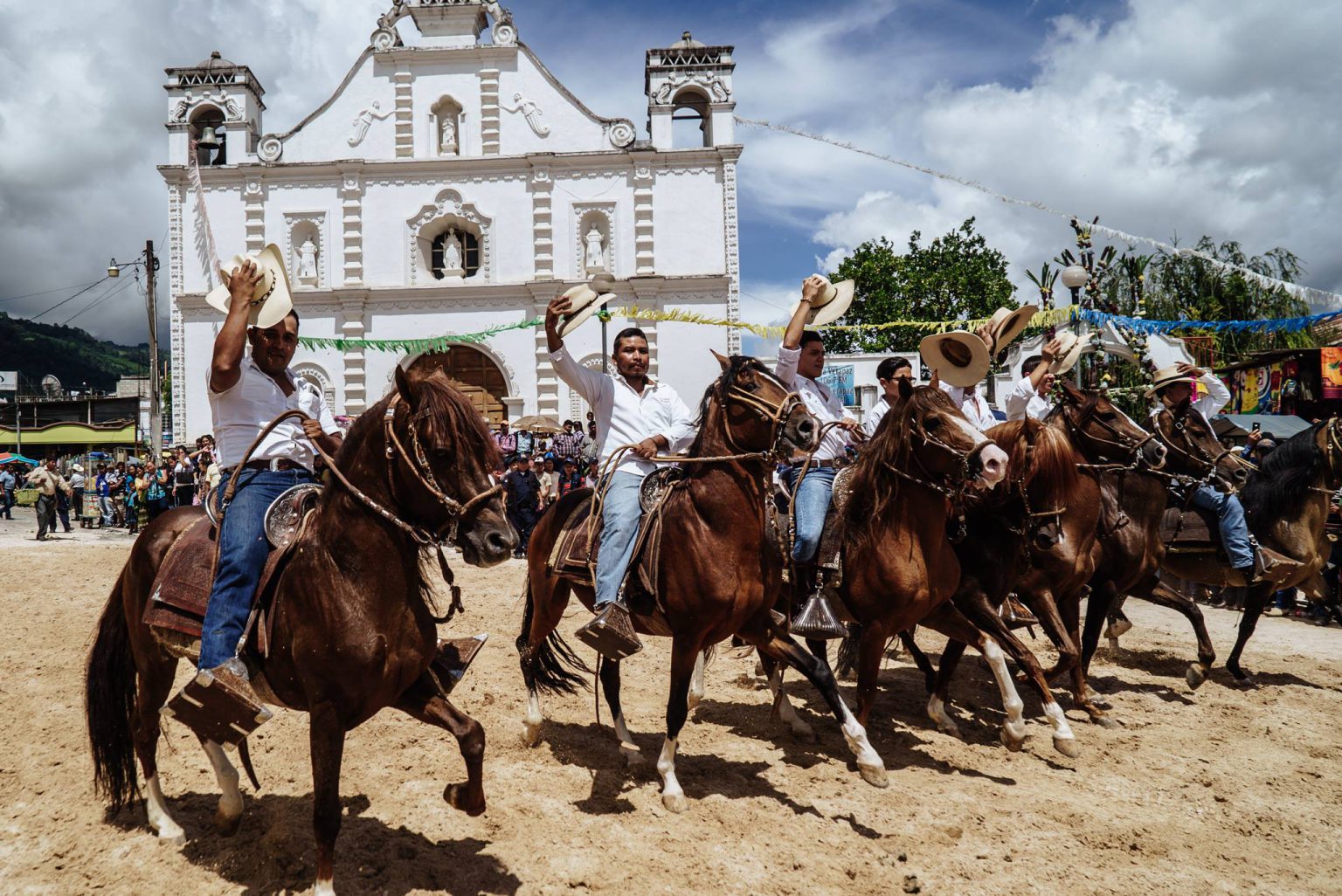 Horse Show in Tactic, Guatemala – Kamran On Bike