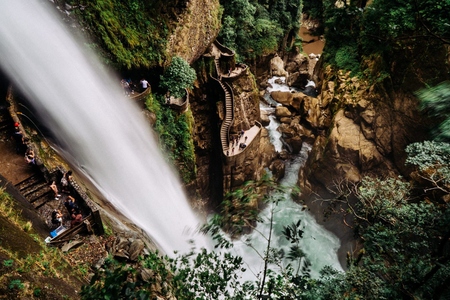 Devil’s Cauldron Waterfall – Kamran On Bike